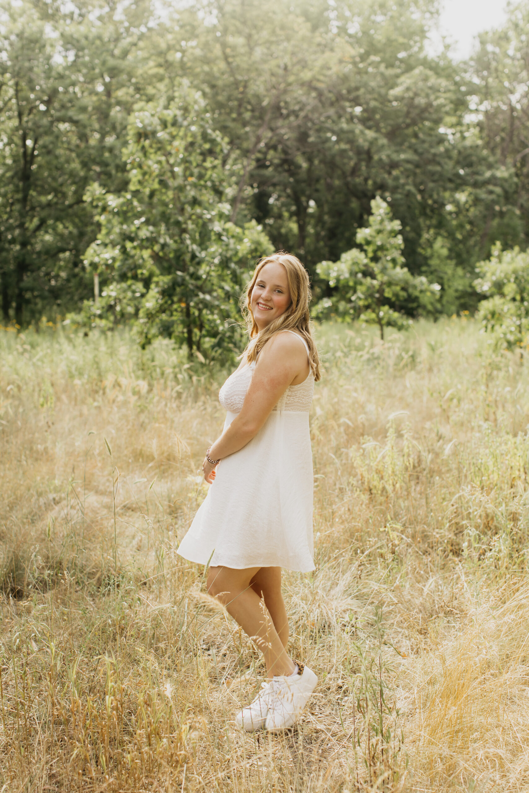 Breck High School Senior Maya and Her Enchanting Photo Session