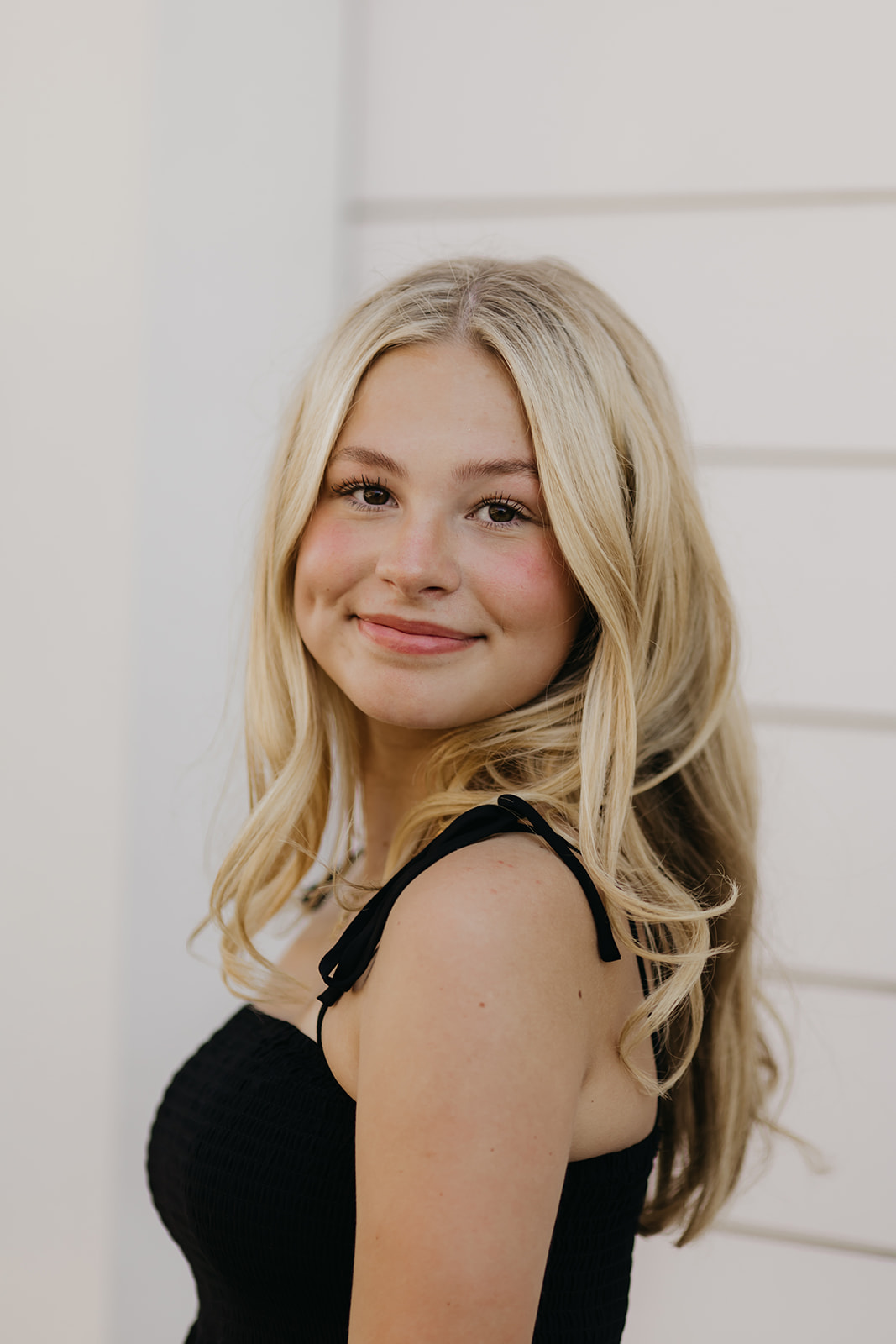 Edina High School Senior Photos | Felicity's Session