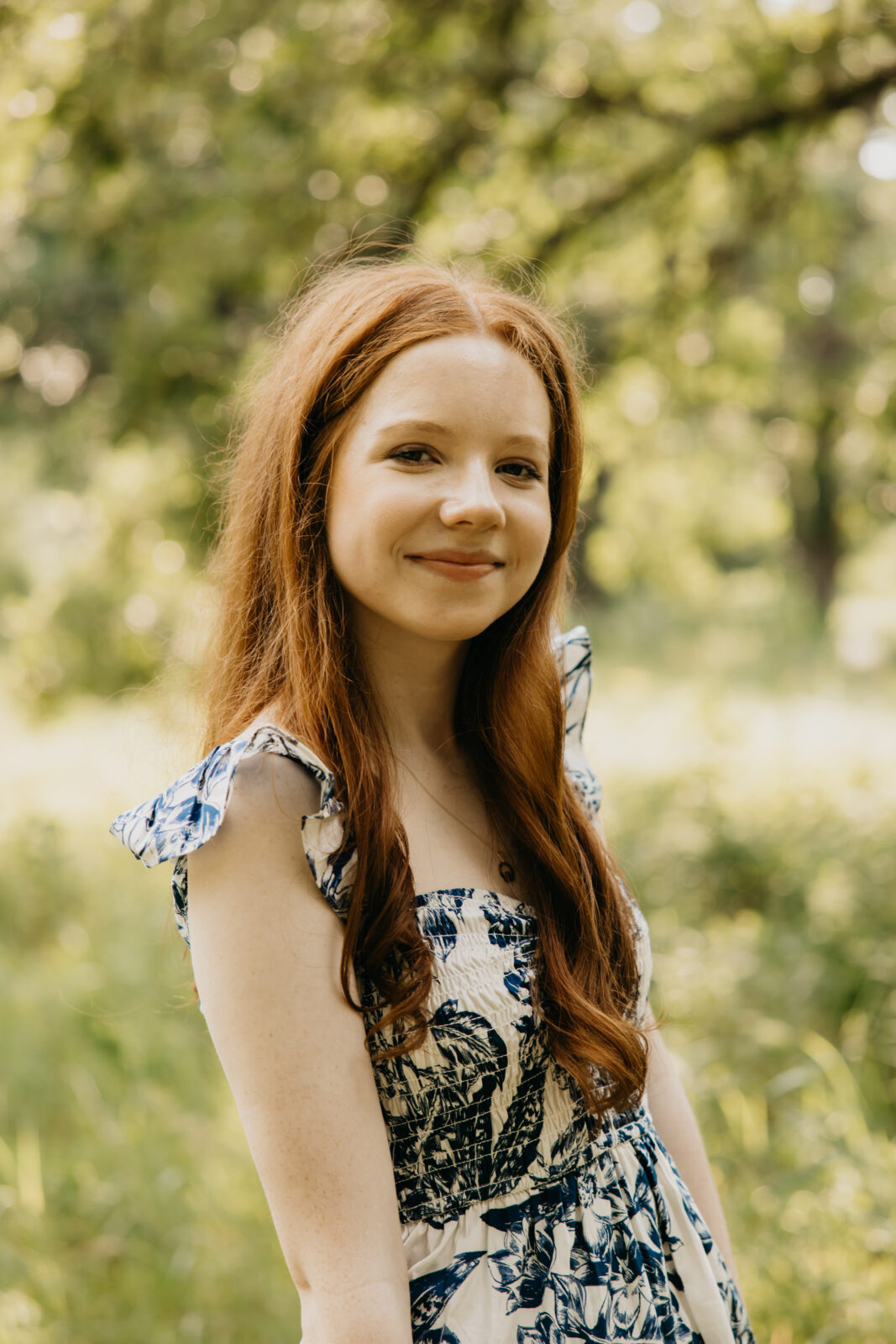 Visitation School Senior Photos | Caroline Connor - mycahbain.com