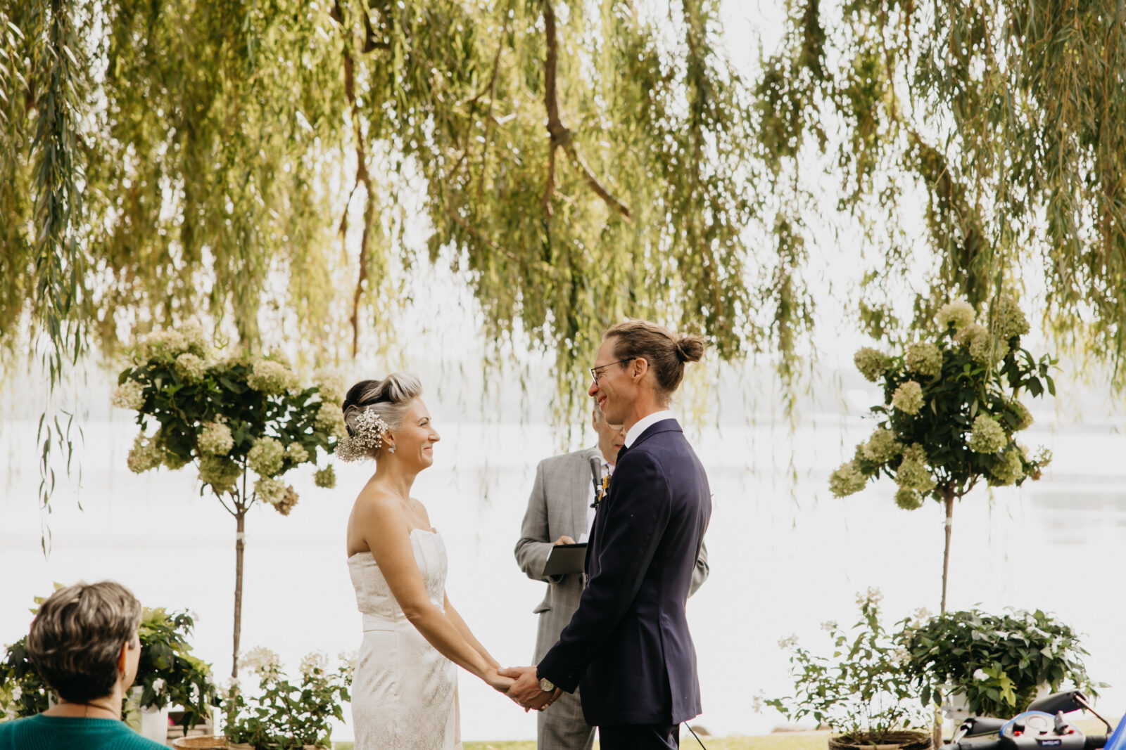 Why Backyard Weddings Are Perfect for Your 2024 Wedding