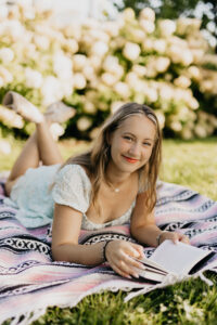 Eagle Ridge Academy Senior Photos | Eva’s Session