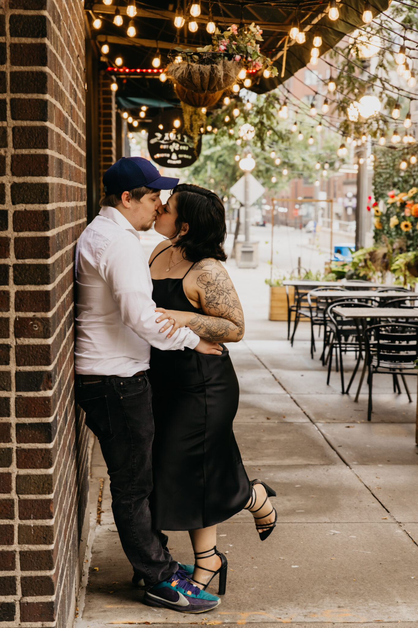 Minneapolis Engagement Photos | What to Wear For Your Session