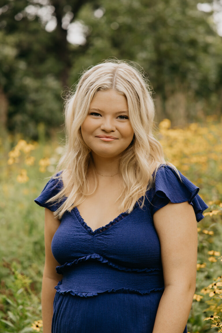 Groves Academy Senior Photos | Eva’s Timeless Session