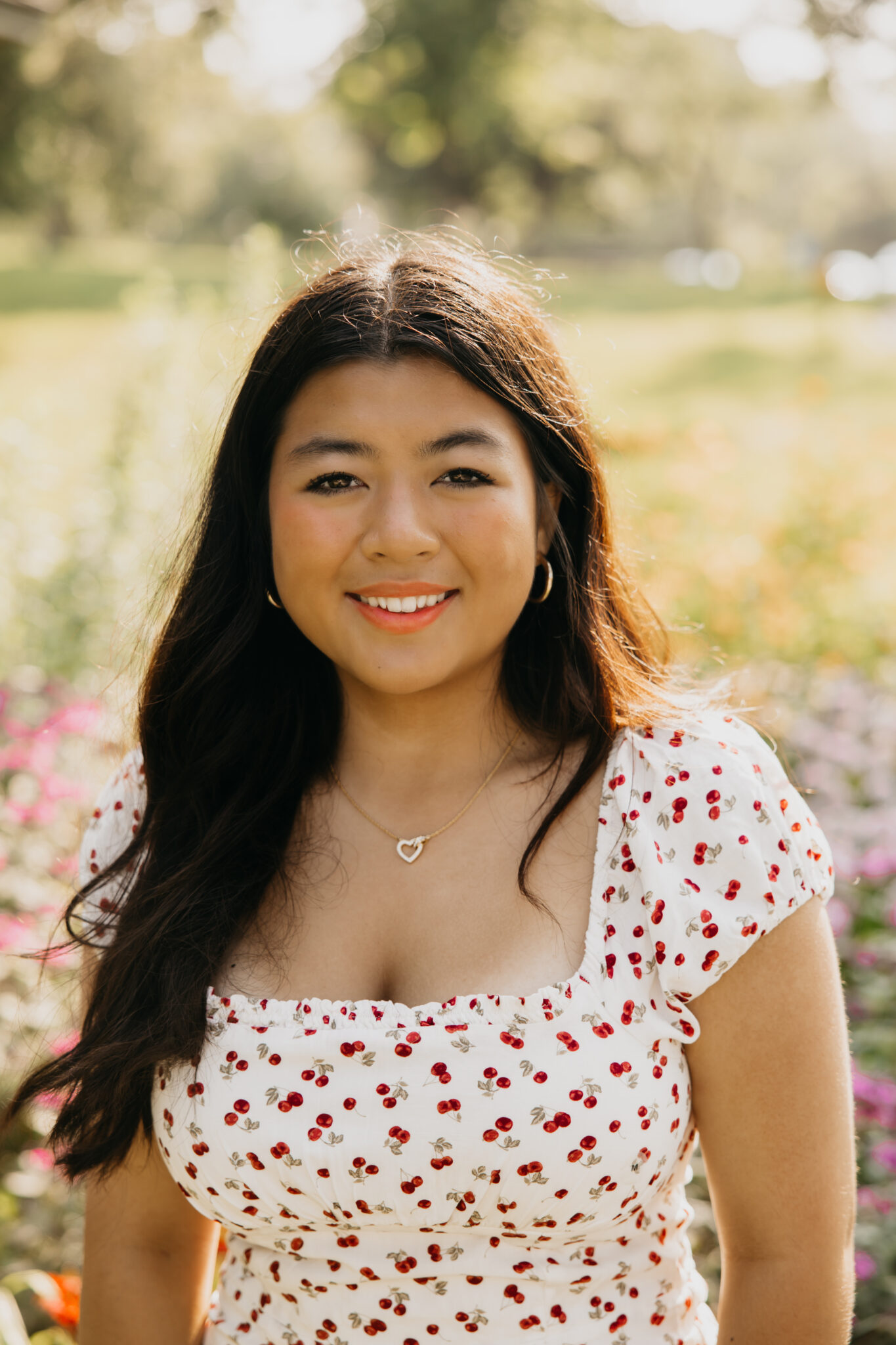 Shakopee High School Senior Photos | Evalyn's Session at Boom Island Park