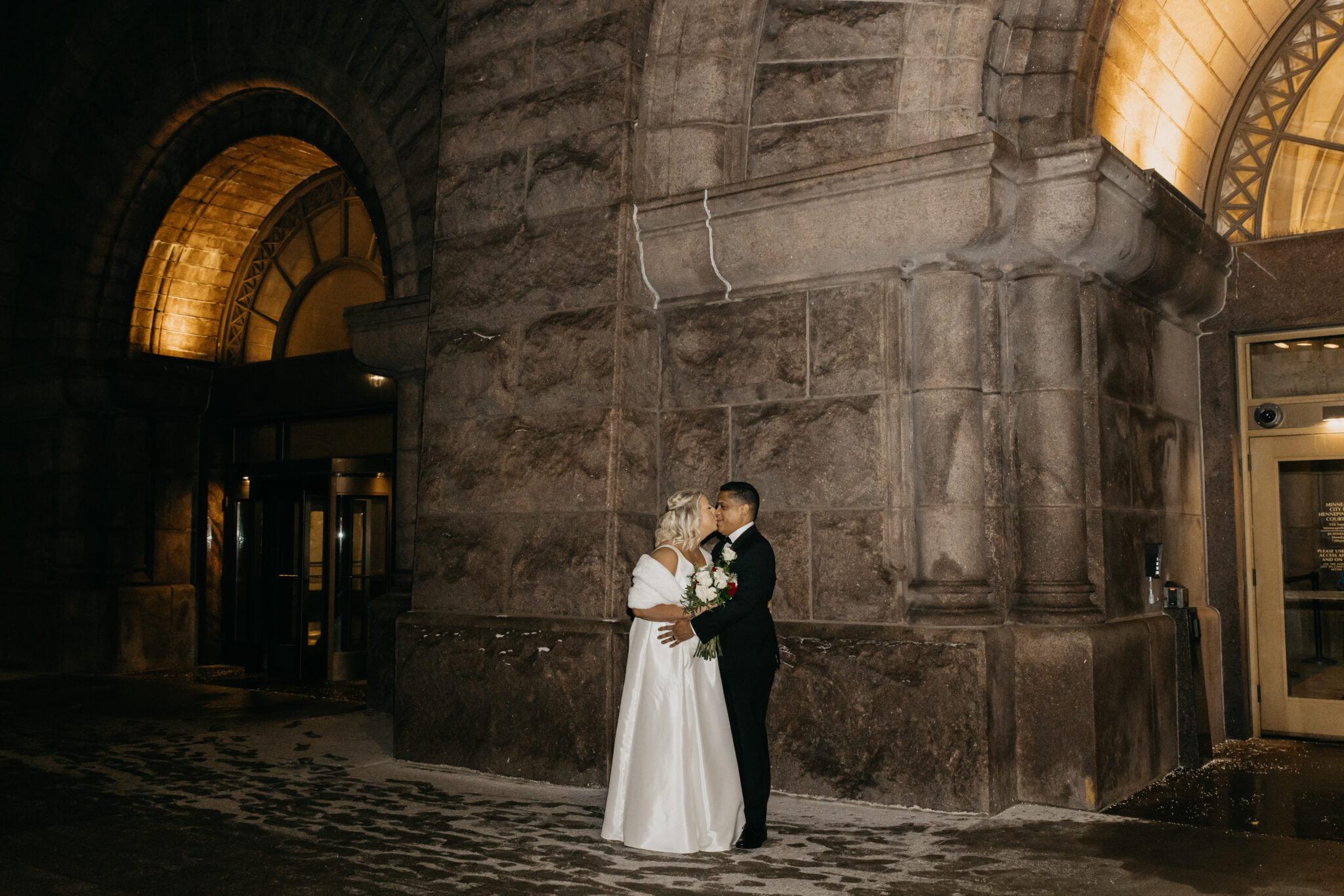 A Timeless Minneapolis City Hall Wedding: Michelle & Jose