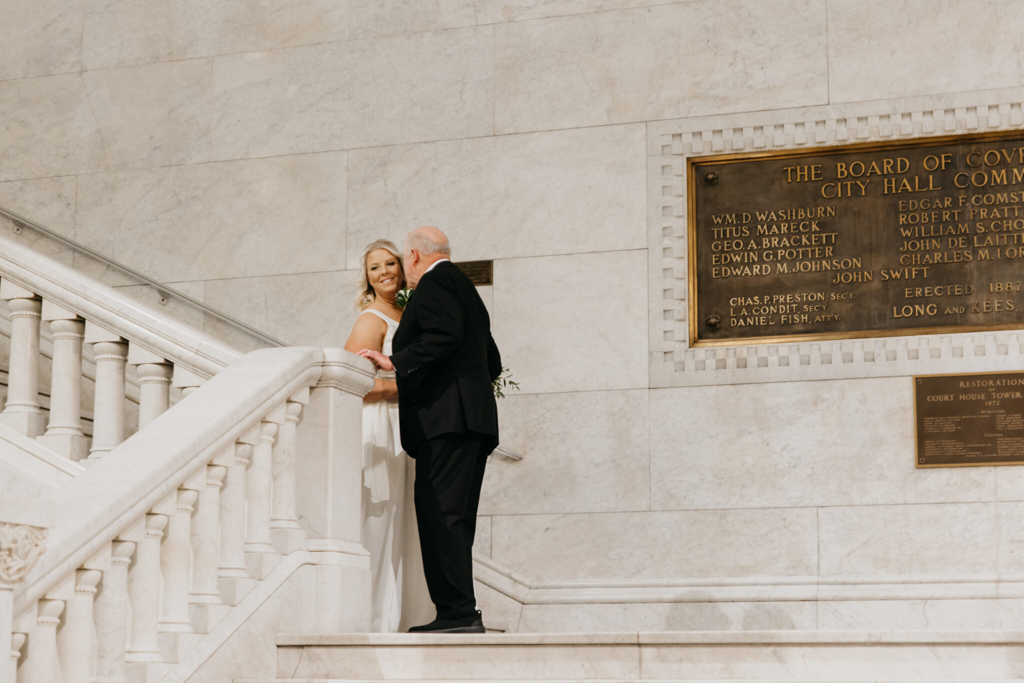 A Timeless Minneapolis City Hall Wedding: Michelle & Jose