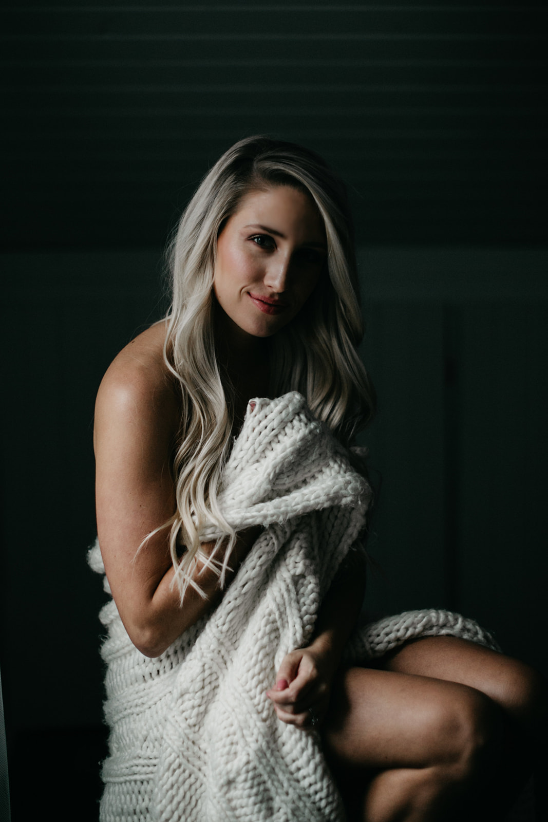 Professional Boudoir Photography in Minneapolis | Be Lovely and Free Studio