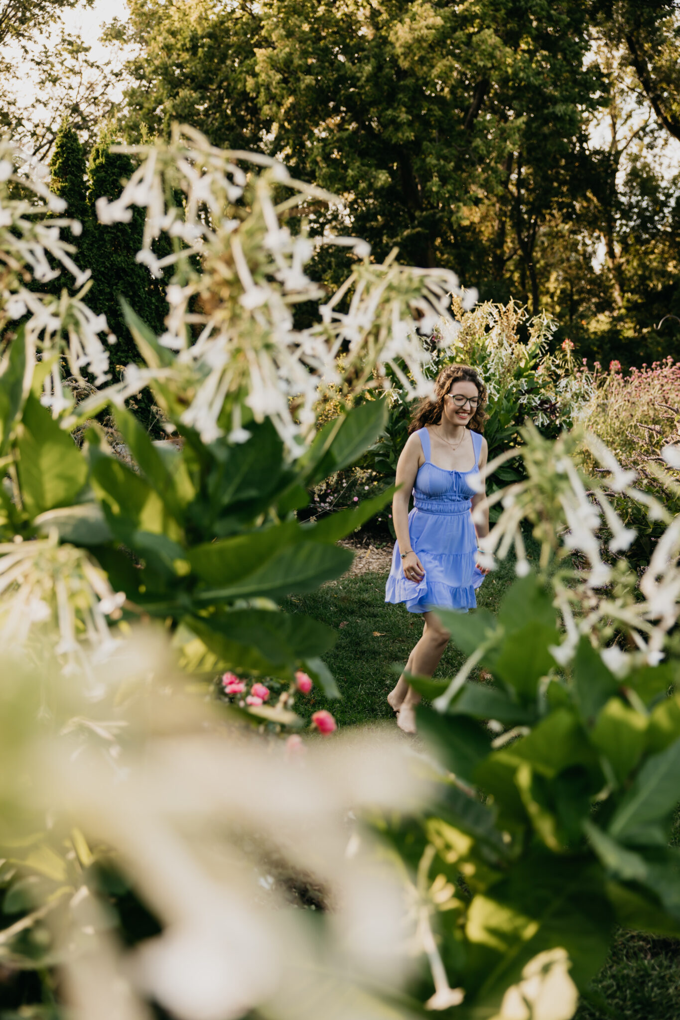 Edina’s Best Photographer for Senior Portraits - mycahbain.com